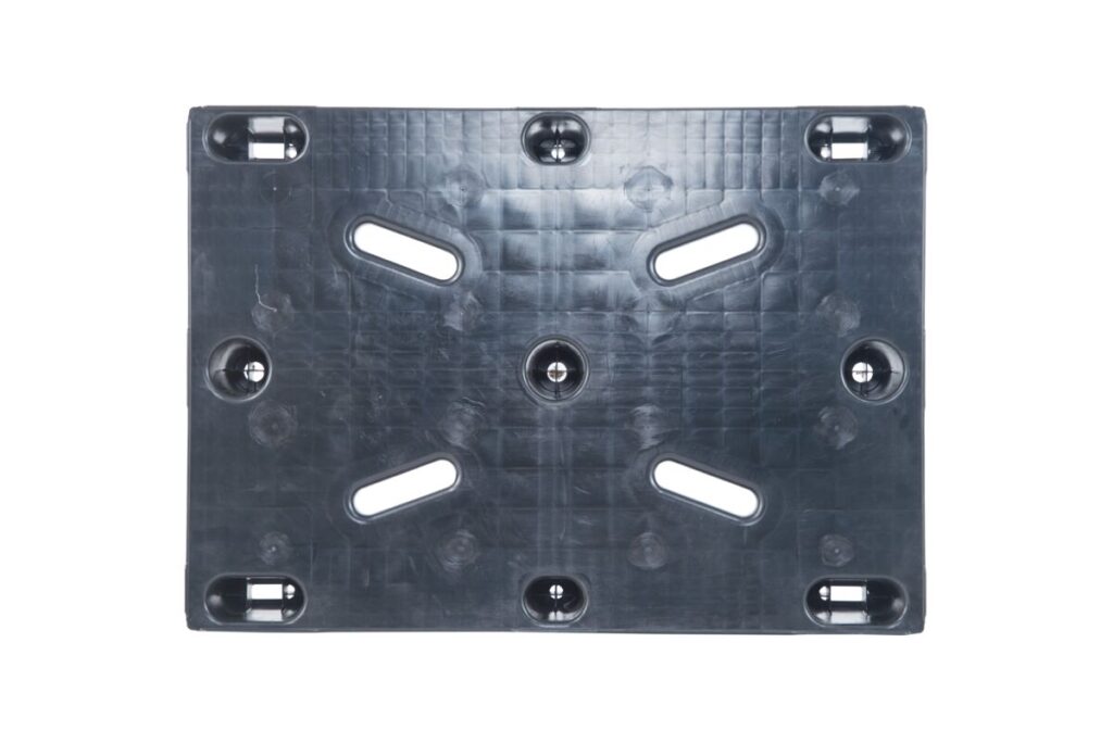 42 x 30 Small Format Plastic Nestable Pallet - ORBIS